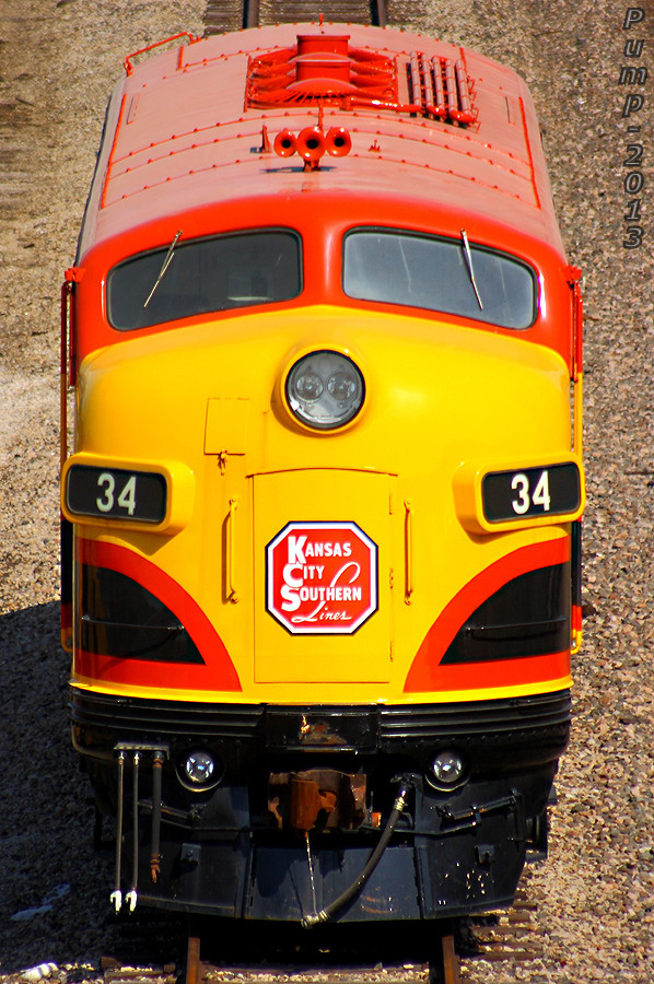 KCS 34 - EMD FP9
